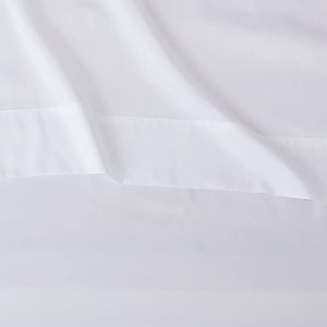 AmazonBasics Lightweight Super Soft Easy Care Microfiber Bed Sheet Set with 16" Deep Pockets - Full, Bright White & Light-Weight Microfiber Duvet Cover Set with Snap Buttons - Full/Queen, Bright White