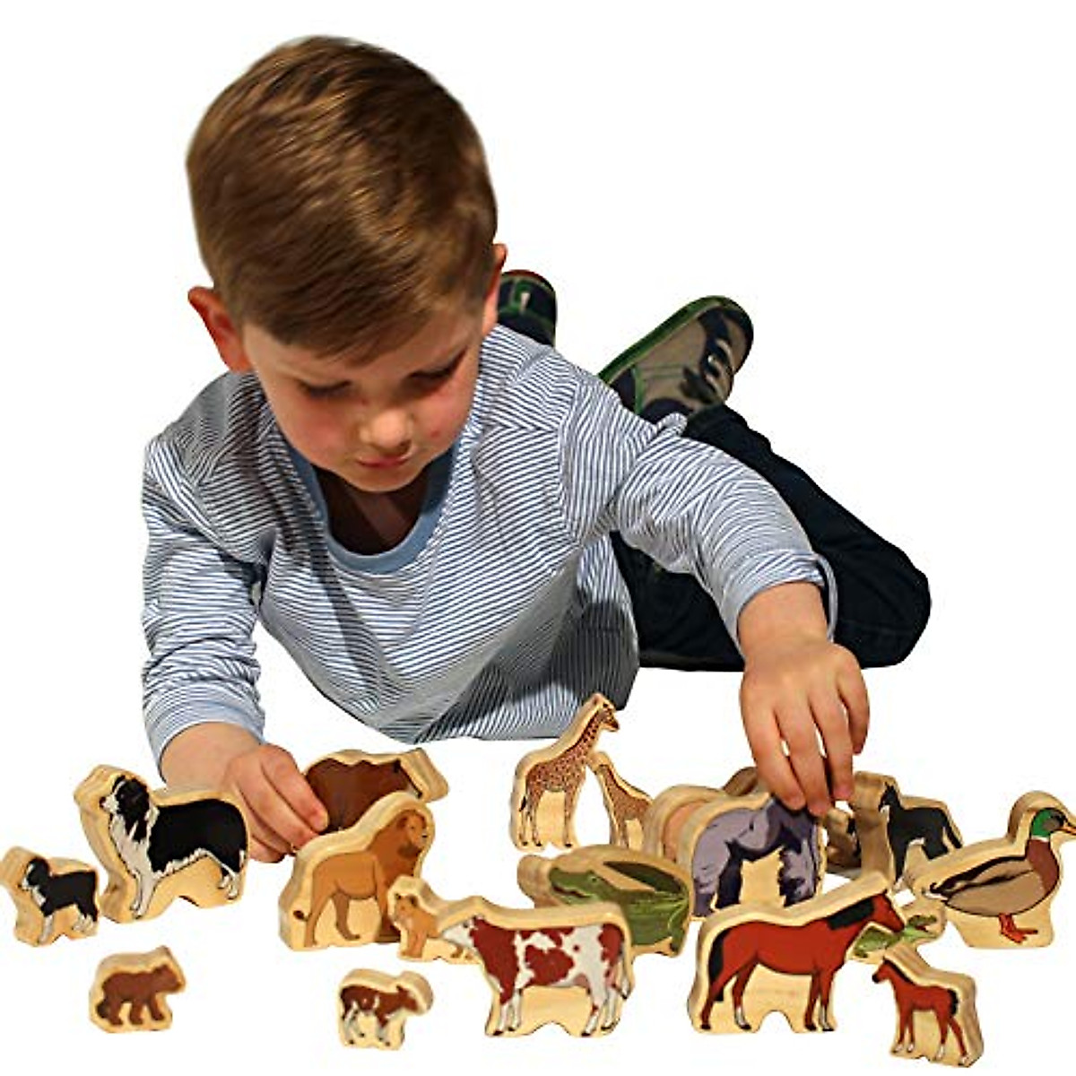 THE FRECKLED FROG FF436 Animal Families - Set of 24 - Ages 12m+ - Matching Game with Animal Fathers, Mothers and Babies - Wooden Animal Blocks for Toddlers - Double-Sided