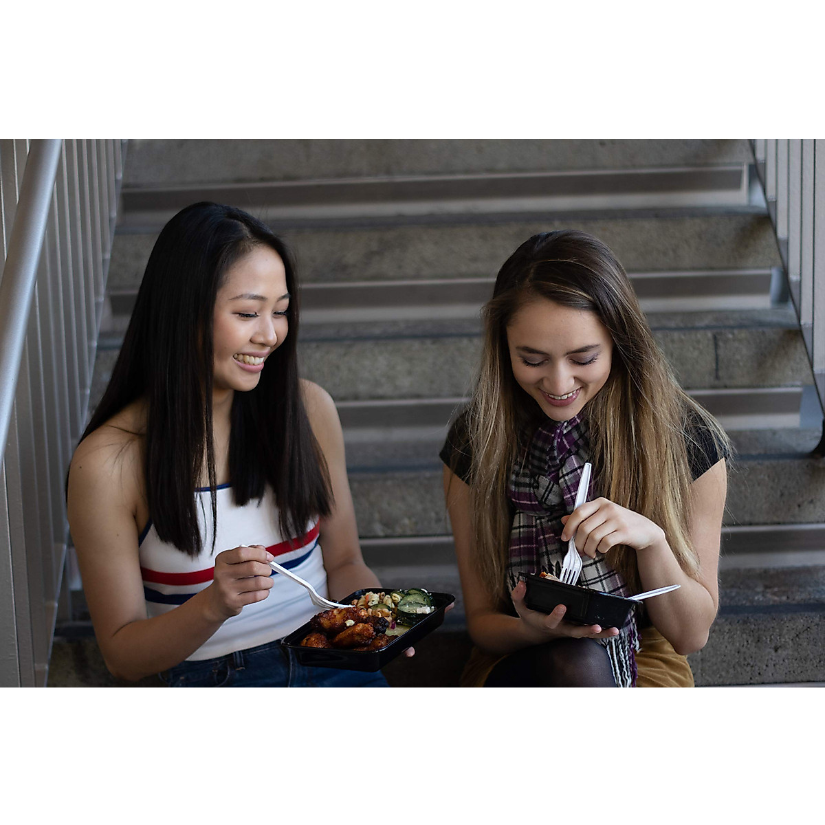 Karat IM-FC1012B 12 oz. PP Injection Molding Microwaveable Food Containers with Clear Lids, Rectangular - Black (Case of 150)