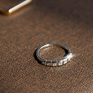 7 Stone Moissanite Wedding Band Eternity Ring Wedding Rings for Women 925 Sterling Silver with 18K White Gold Plated 0.56 Carats D Color VVS1 Princess cut Lab Created Diamond Engagement Ring Size 6