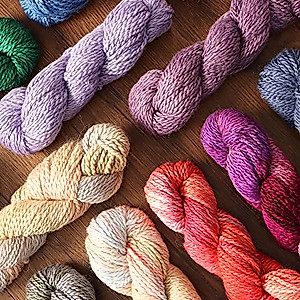 100% Baby Alpaca Yarn Wool 100g Hank Bulky Weight Hand Dyed Made in Peru - Heavenly Soft and Perfect for Knitting and Crocheting (Lavender, Bulky Hand Dyed - 100g Hank)