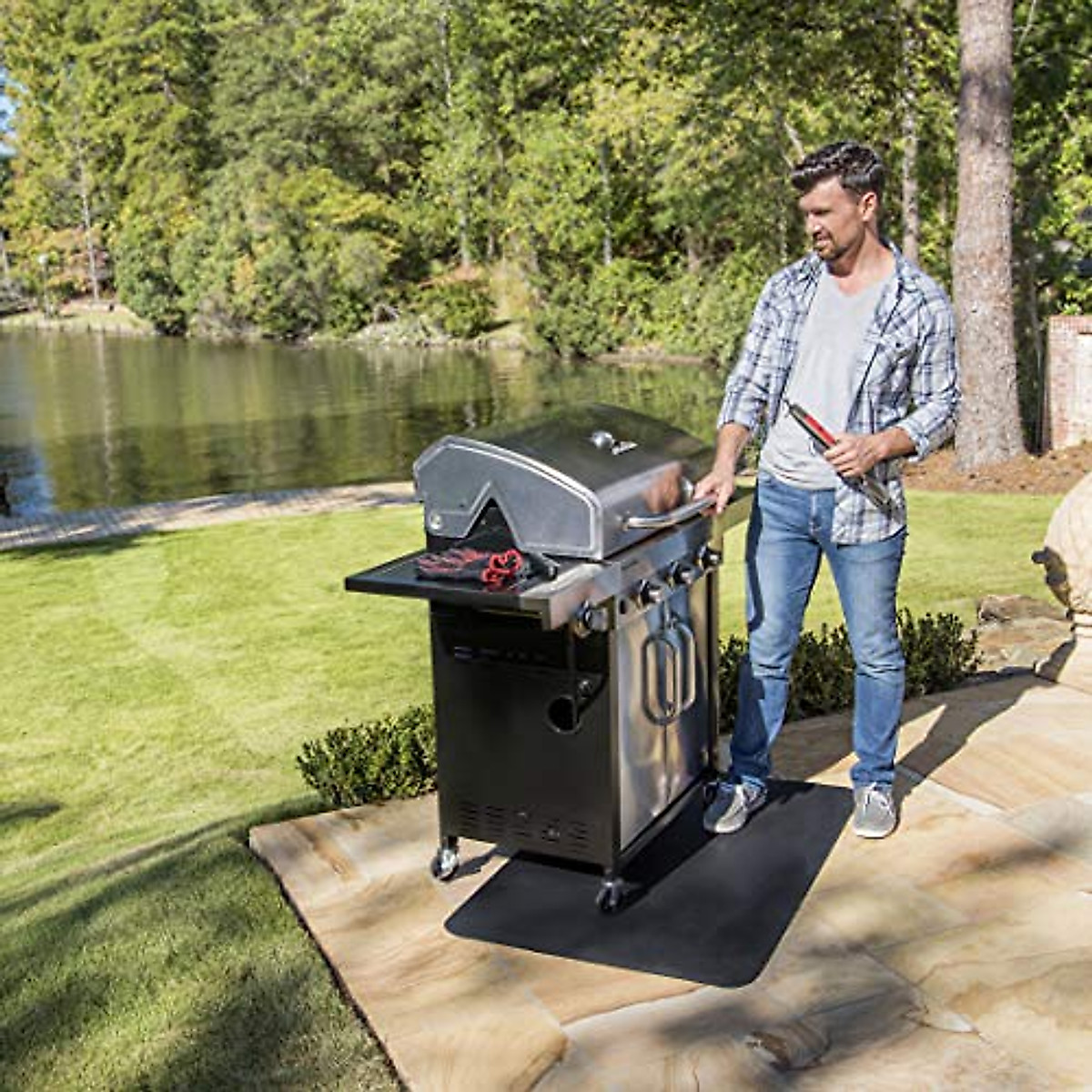 Char-Broil 30" X 48" Protective Grill Mat