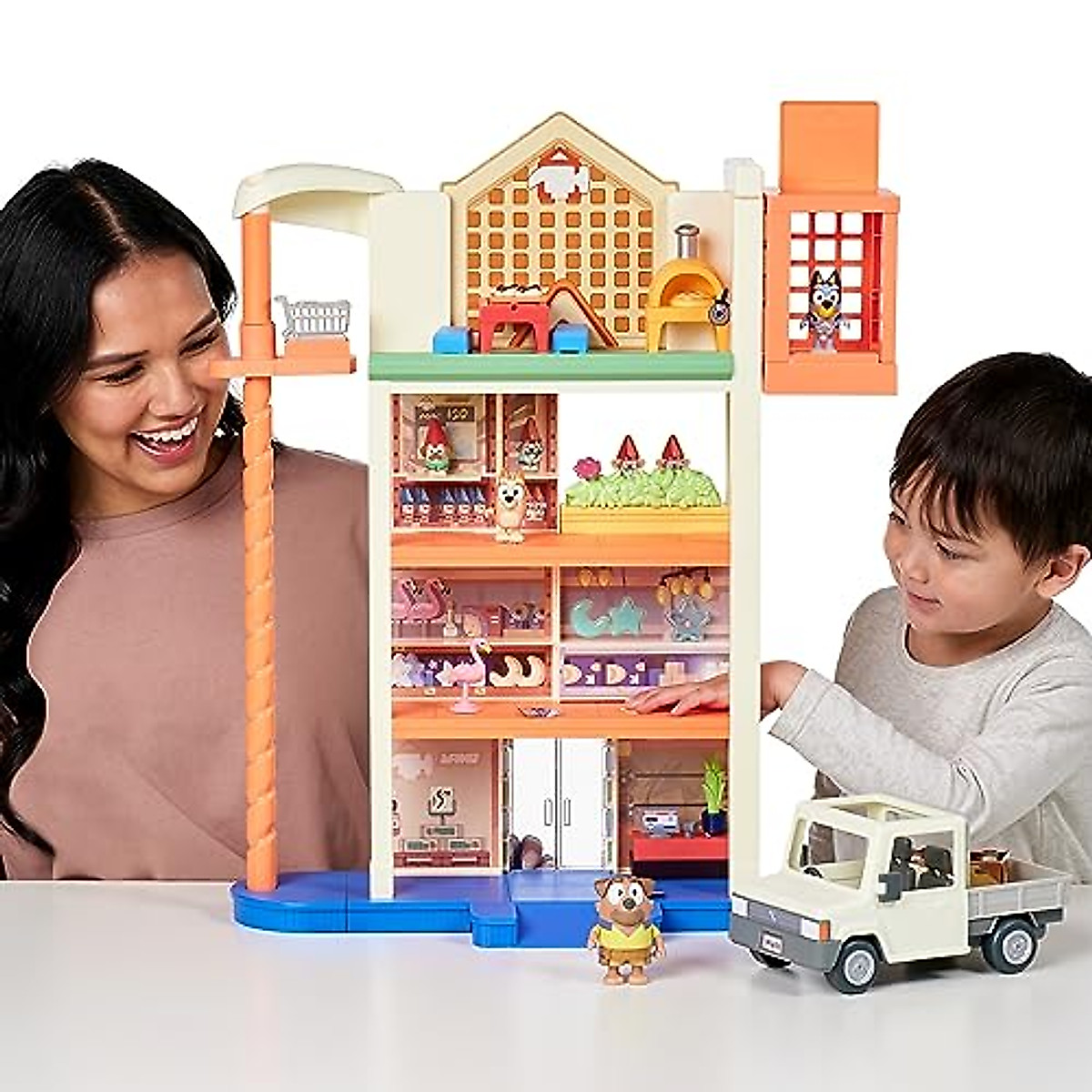 Bluey Hammerbarn Mega Set with Lift, Lights & Sounds | Amazon Exclusive