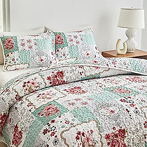 UOZZI BEDDING 3 Piece Floral Patchwork Quilt Set Queen Size White Green Lightweight Coverlet Bedspread with Red Flower Floral Plaid Patchwork Spring and Summer Quilt Set (1 Quilt+ 2 Shams)