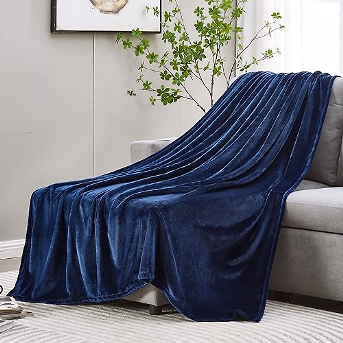 DREAMNINE Large Soft Plush Fleece Throw Blanket 60" x 80", Solid Shag Minky Lightweight Fuzzy Flannel Blanket for Bedroom, Luxury Washable Cozy Warm Velvet Blankets for Couch Sofa, Twin Size,Navy Blue