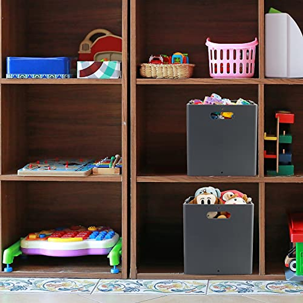 Zerdyne 4-Pack Plastic Collapsible Storage Cubes, Gray Foldable Cube Storage Bins