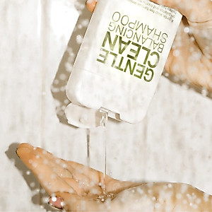 ELEVEN AUSTRALIA Gentle Clean Balancing Shampoo A Gentle Formula to Balance & Soothe the Scalp & Hair - 10.1 Fl Oz