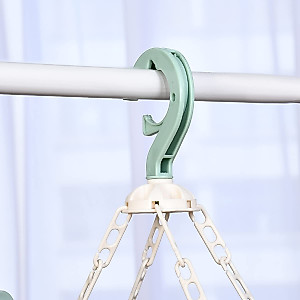 Clothes Drying Racks Foldable Clip Hangers Drip Hanger Plastic with 32 Drying Clips Wind-Proof Hook Underwear Hanger with Clips Plastic Laundry Clip for Socks Bras