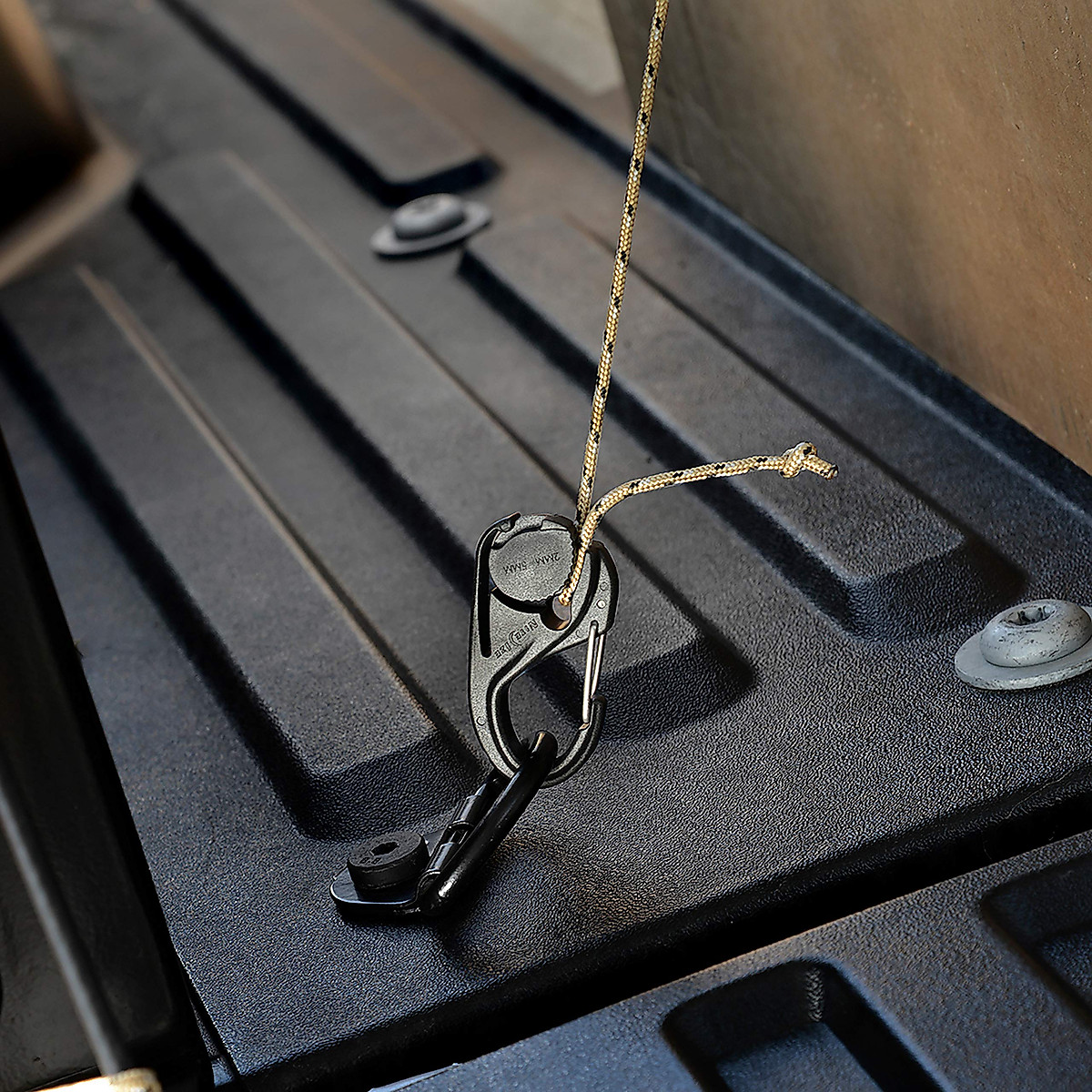 Nite Ize NCJ-25-2R3 CamJam Tie Down Rope Tightener with Carabiner Clip, 2-pack With Cord, Black, 2 Count