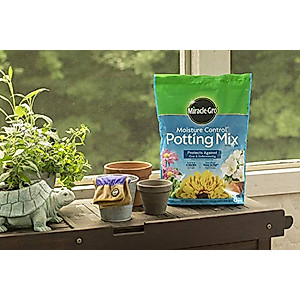 Miracle-Gro Moisture Control Potting Mix, 2 cu. ft. brown