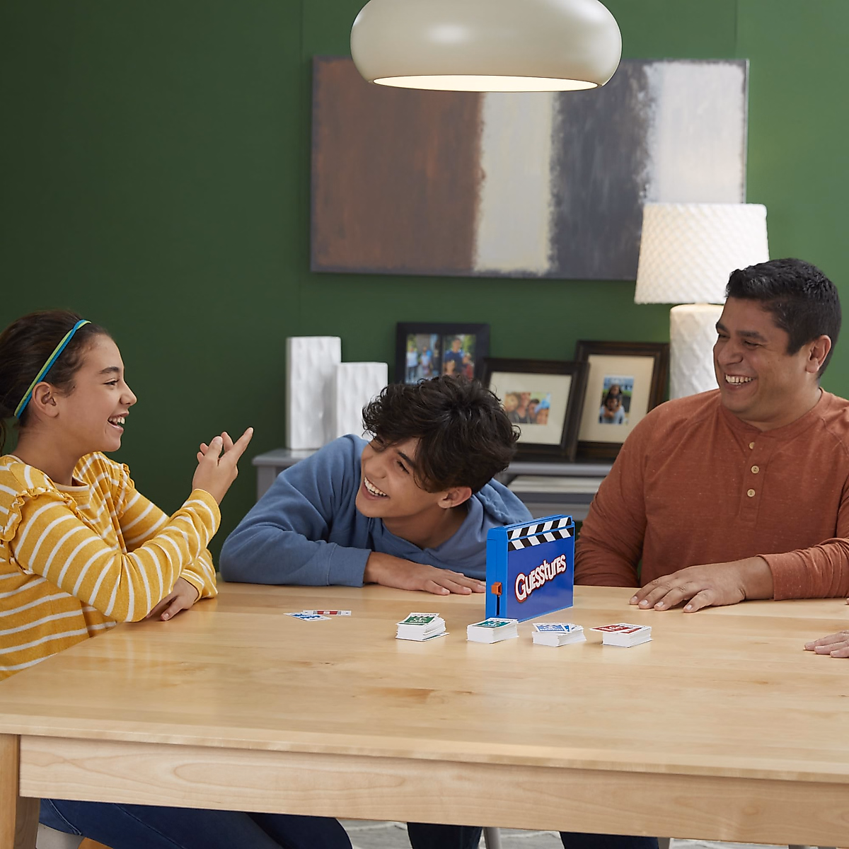 Hasbro Gaming Guesstures Game, Charades Game for 4 or More Players, Family Party Game for Ages 8 and Up