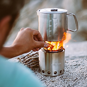 Solo Stove Lite & Pot 900 Set: Portable, Wood Burning Campstove + 900 ml Pot | Incl. Nylon Sack, For 1-2 People, 304 Stainless Steel, Compact (packed): 11,9 x 11,5 cm