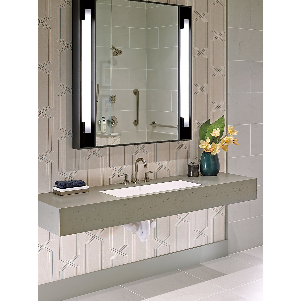 Delta Faucet Trinsic Widespread Bathroom Faucet Brushed Nickel, Bathroom Faucet 3 Hole, Diamond Seal Technology, Metal Drain Assembly, Stainless 3559-SSMPU-DST