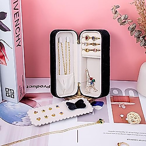 SANQIANWAN Plush Velvet Travel Jewelry Box Organizer for Women Luxury Fluffy Pleuche Portable Small Mini Grils Jewelry Case for Earings Rings Storage Holder (Black)