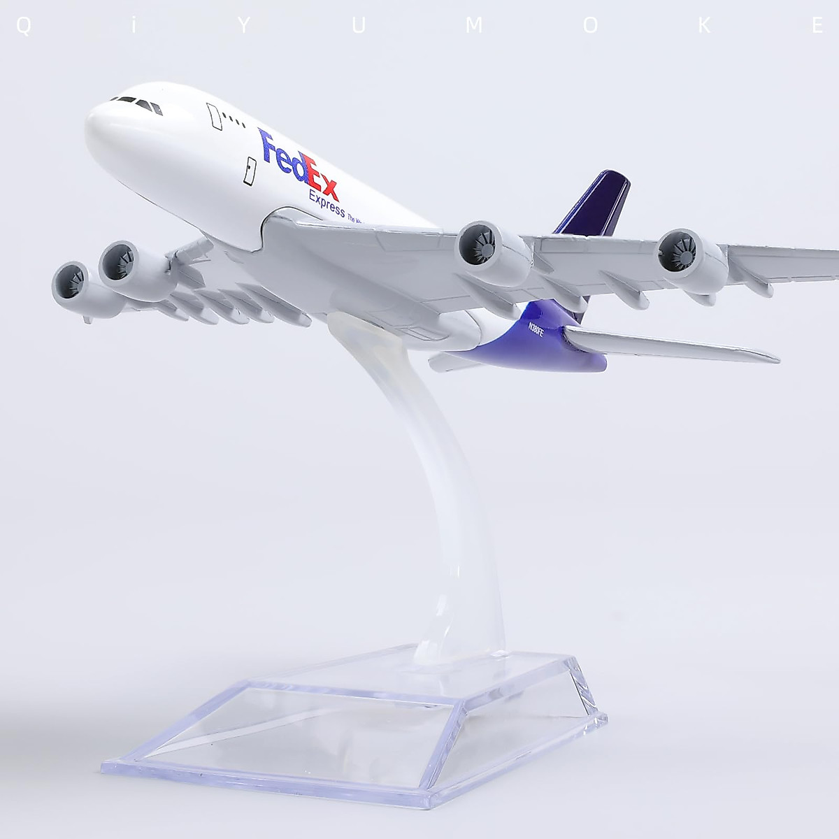 QIYUMOKE 1/400 A380 Model Plane FedEx Diecast Metal Airplane Model kit -Sky Jumbo Airbus A380 Model Airplane with Stand (5.7 inches L) for Aviation Air Planes Gift, Desktop Display Decorations