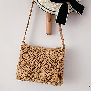 WOG2008 Women Summer Straw Crossbody Bags Woven Chain Fringed Small Square Purses Stylish Tassel Beach Handbag