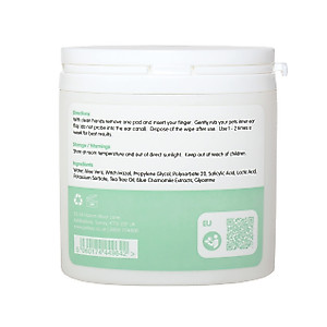 pet wiz Ear Wipes for Dogs & Cats. Clean, Soothe & Deodorise with Natural Active Ingredients Aloe Vera, Witch Hazel, Tea Tree Oil and Blue Chamomile Extract.