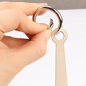 Lxmxgk 2PCS Portable Wrist Yarn Holder, Yarn Storage, Wooden Spinning Yarn Thread Holder, Yarn Holder with Leather Wrist Strap, Prevents Yarn Tangling and Misalignment Yarn Holder for Knitting