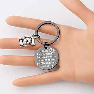 FUSTMW Photographer Gift Camera Charm Keychain Wedding Photographer Gift Camera Gifts (Black)