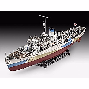 Revell 05132 43.9 cm HMCS Snowberry Model Kit