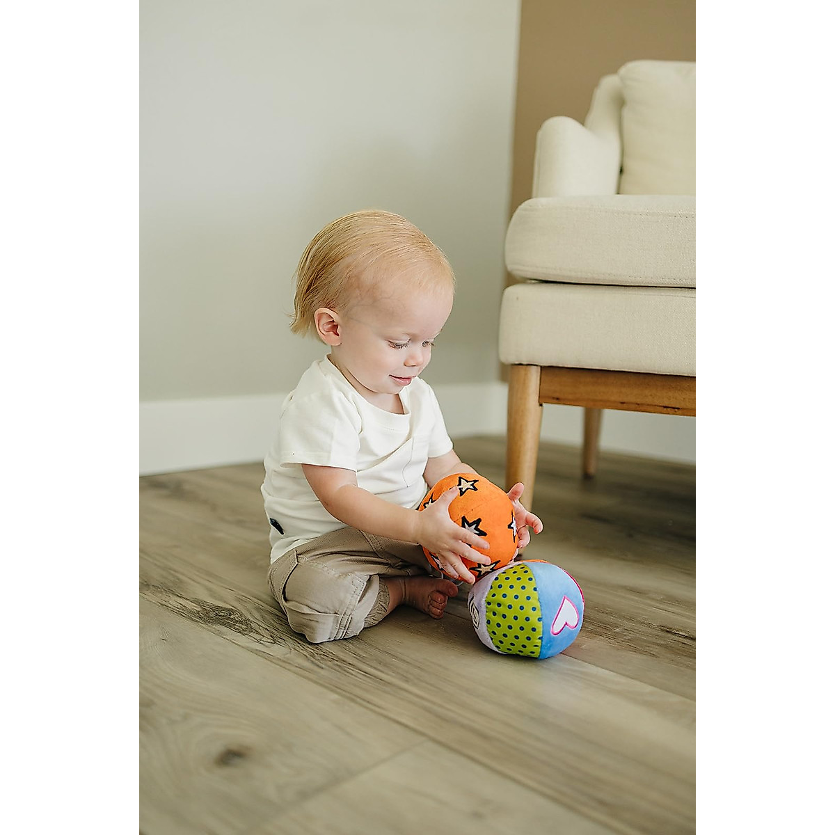 Genius Baby Toys Montessori Sensory Soft Balls with Sensory Sounds and Textures - Set of 3 - Practice Grasping - Gift Set Perfect for 6-12 Months Baby Toys