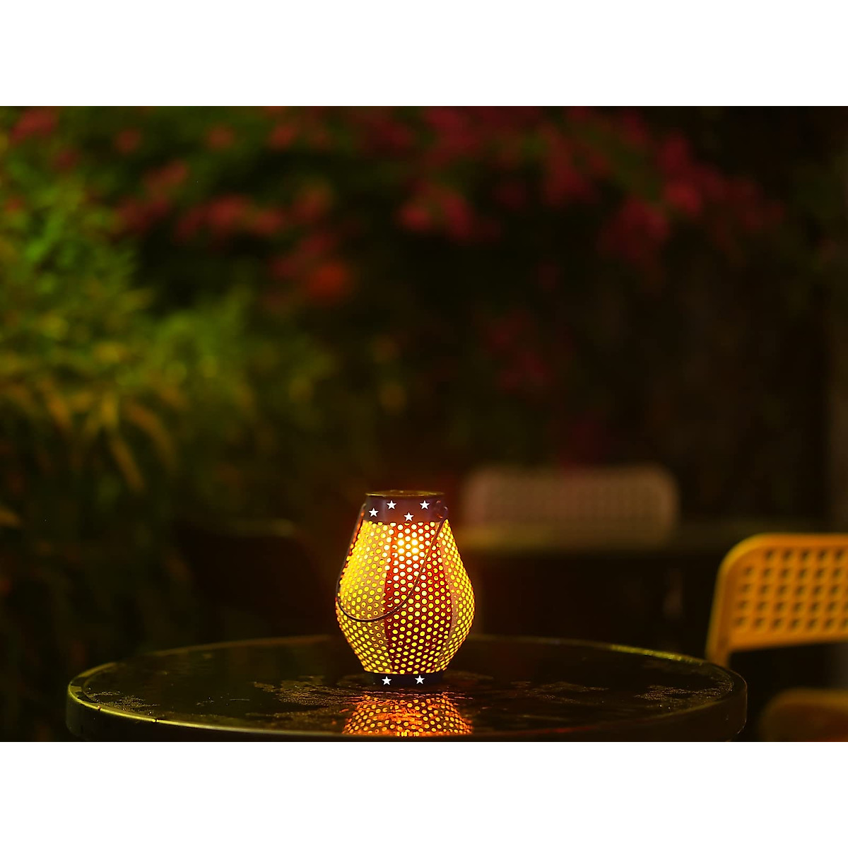 YQLEPIN Outdoor Solar Landscape Lighting Made of Metal - Waterproof Hanging Vintage Rustic Lantern(Red and Blue)