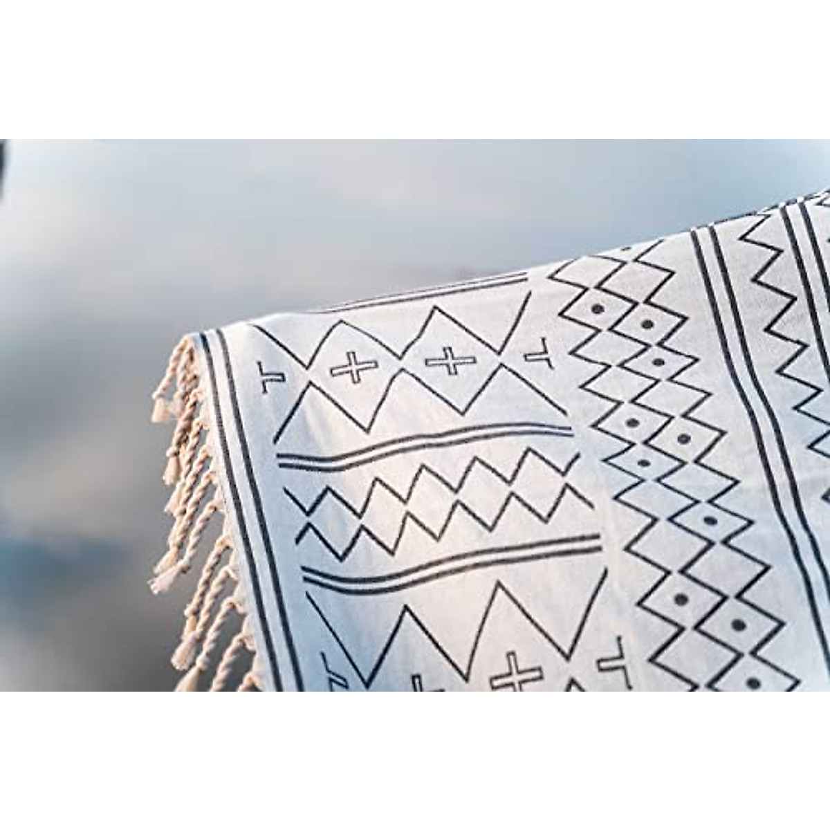 Organic Blanket Home Throw - Turkish Throw Light Weight Beach Blanket, Camping Blanket Picnic Blanket - 100 Cotton GOTS Blanket – Geometric (Black and Grey)