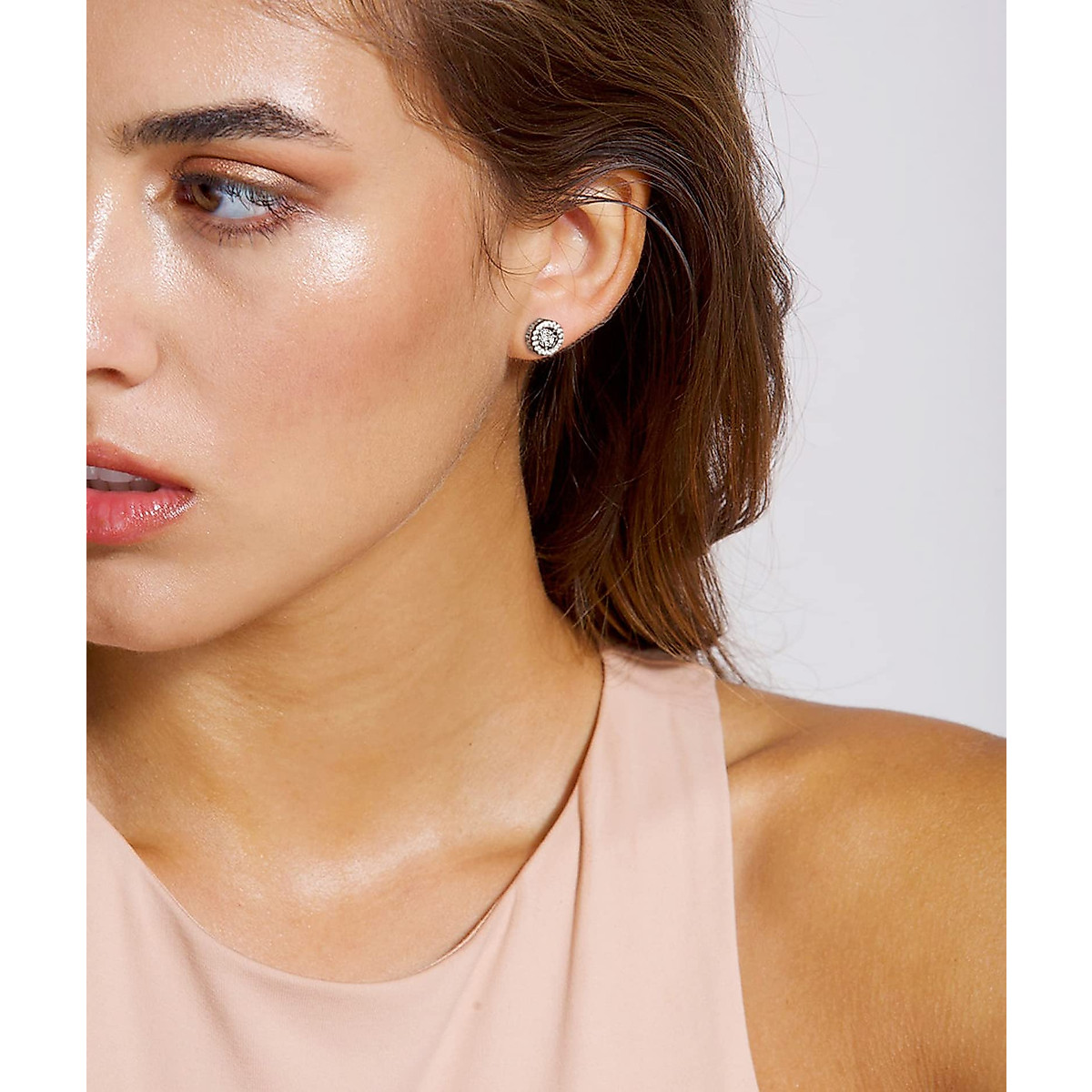 YL Round Halo Earrings Sterling Silver Dancing Diamond Solitaire Stud Earrings Cubic Zirconia Jewelry for Women