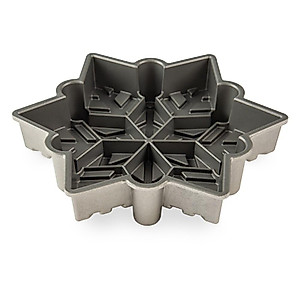 Nordic Ware Snowflake Pan