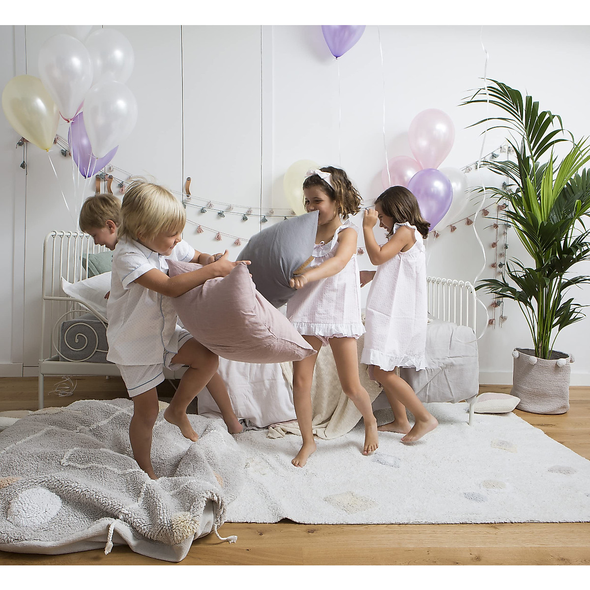 Lorena Canals BSK Baby Bubbly Grey Basket