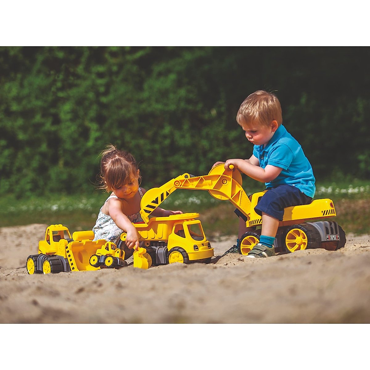 Smoby: Big Power Worker Maxi Truck, Ride on, Load Capacity up to 55 Pounds, Tires are Made of Soft Material, Box Tilts for Easy Unload, For Ages 3 and up