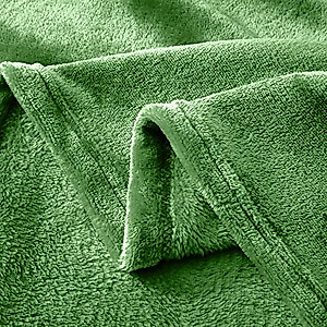 Hannah Linen King Fleece Blanket - Super Soft Plush Throw Blanket for Bed - Warm & Cozy Large Microfiber Throw Blanket for Sofa & Couch (108 x 90, Green)
