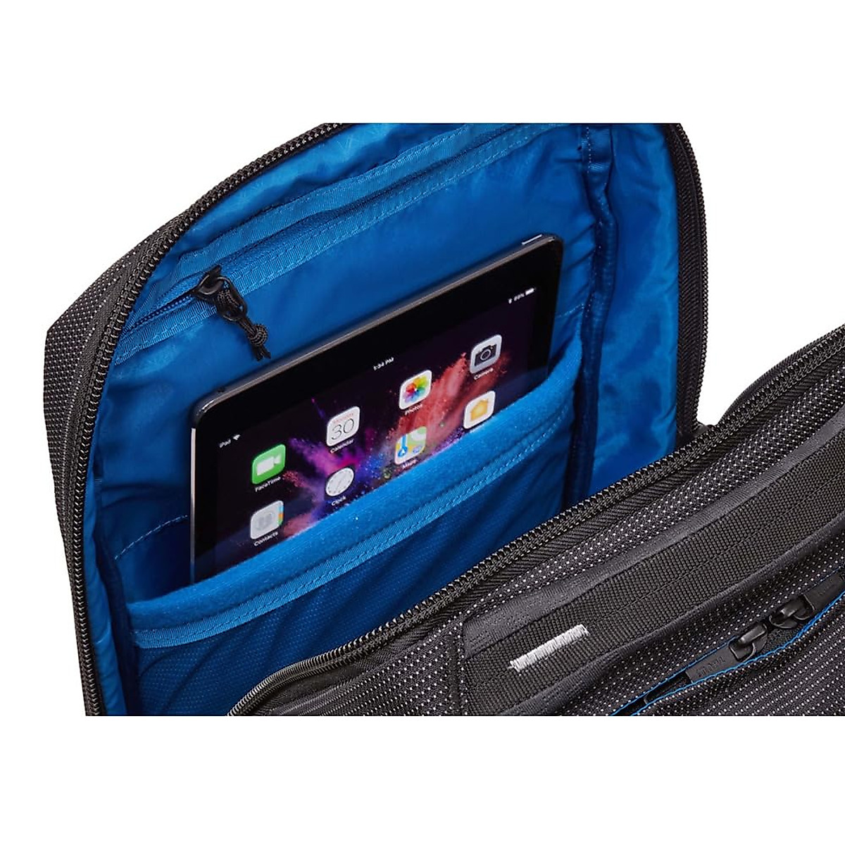 Thule Crossover 2 20l, Black, 12.2 x 7.5 x 16.9 in