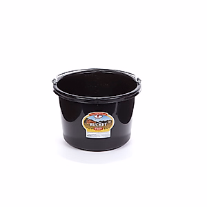 Little Giant® Plastic Animal Feed Bucket | Round Plastic Feed Bucket with Metal Handle | Made in USA | 8 Quarts | Black