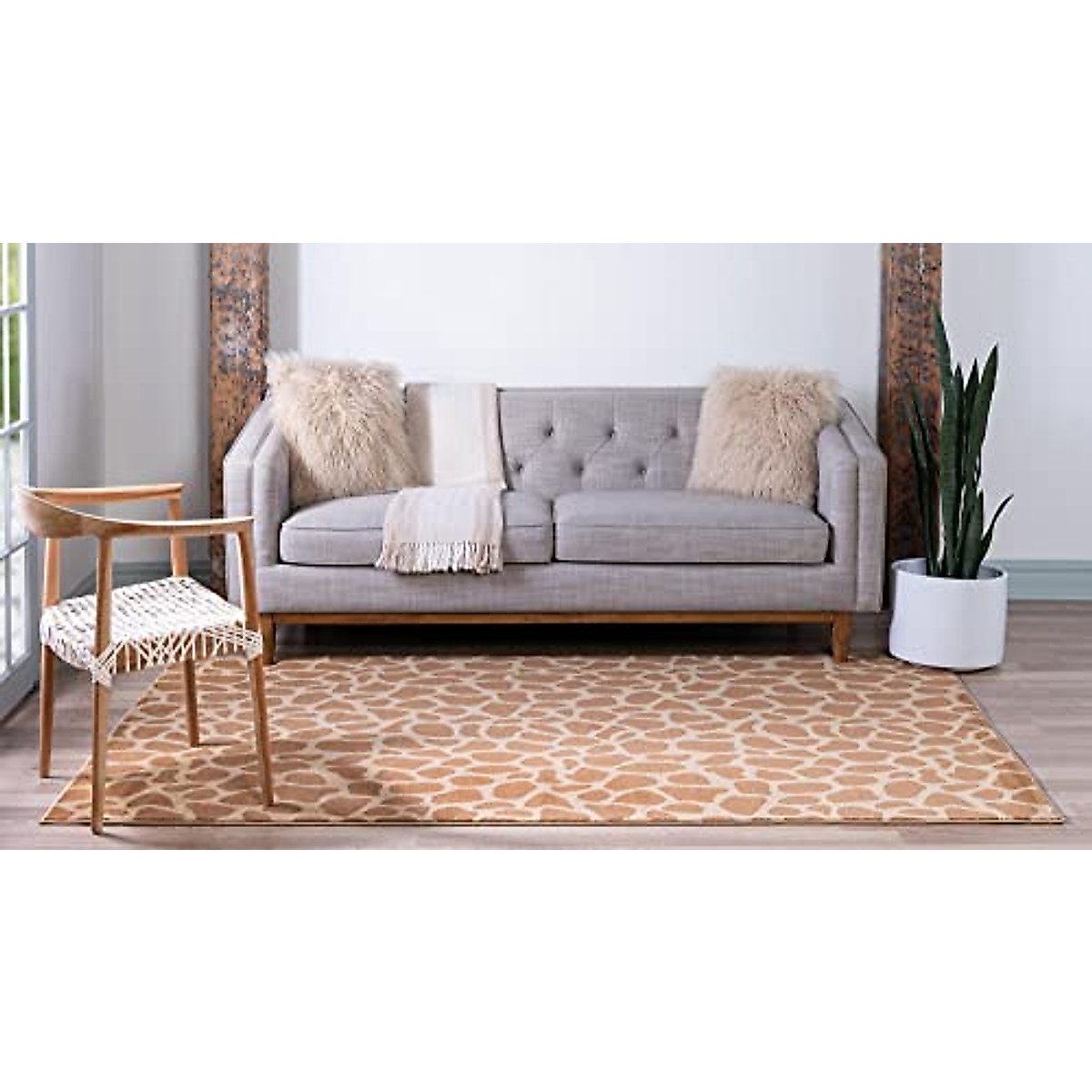 Unique Loom Wildlife Collection Animal Inspired with Giraffe Print Design Area Rug, 3 ft 3 in x 5 ft 3 in, Yellow/Light Brown