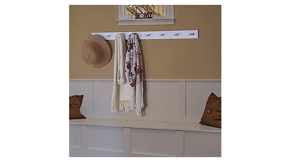 Dseap 8 Peg Wall Coat Rack - Minimalist Wooden Design
