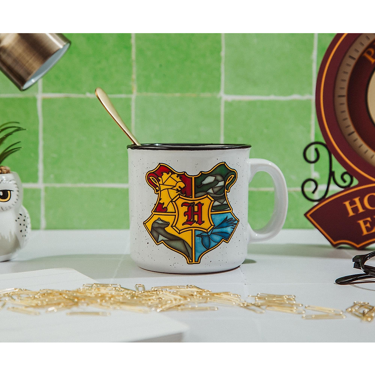 Silver Buffalo Harry Potter Hogwarts Crest Camper Ceramic Mug, 20 Ounces