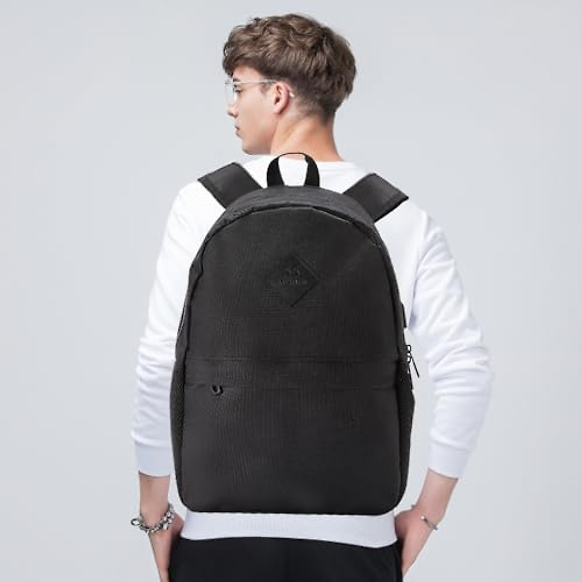 SAGIV&SAHEN School Backpack for Teen Boys Girls College BookBag for teenage High School Waterproof Lightweight Casual Black Laptop Backpacks with USB Travel Work Daypack for Women Men, Medium