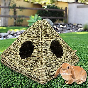 Chngeary Guinea Pig House, Natural Grass Hand Woven Guinea Pig Hideout, Pyramid Style Small Animal Hut, Top and Bottom Part Free Design for Easy Cleaning, Toys for Hamsters, Bunny, Gerbils