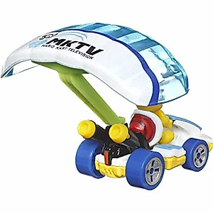 Hot Wheels Mario Kart Lakitu with Standard Kart and Parafoil Glider