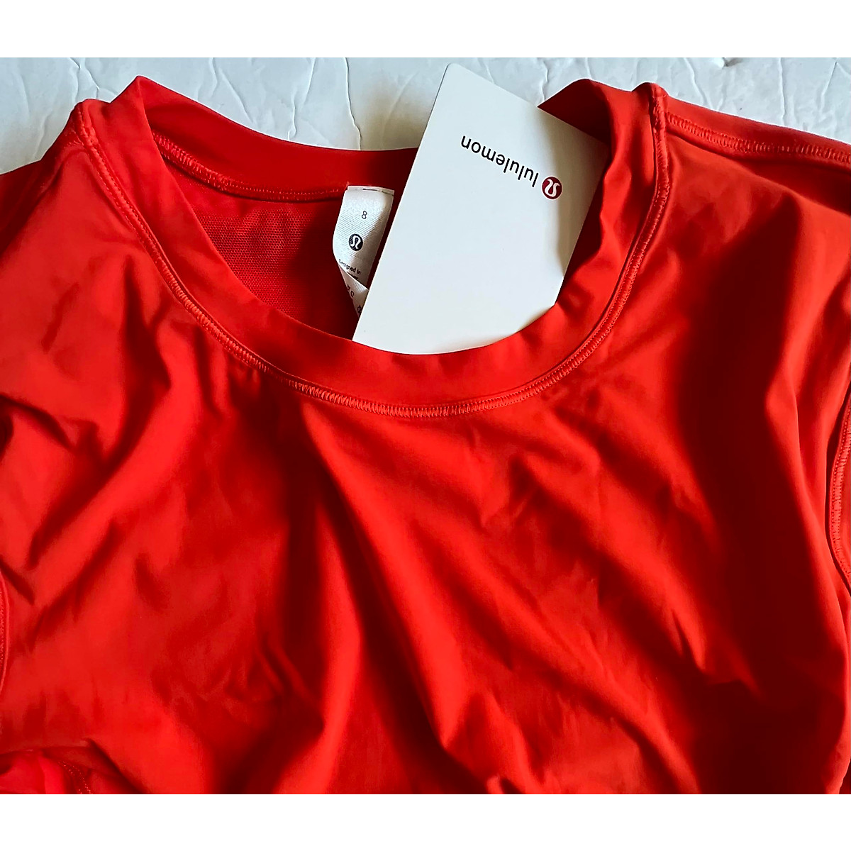 lululemon Womens UV Protection Folds Over Running Long Sleeve Shirt Slim Fit Size 8 Top Orange SLRO