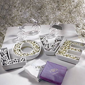 WEDDINGSTAR "LOVE Plates Set