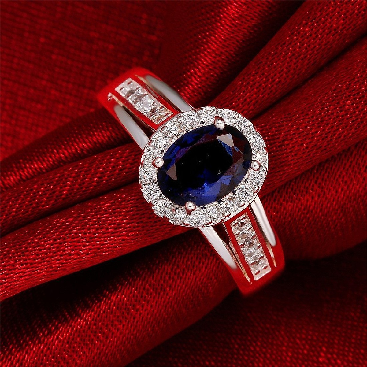 Uloveido Royal Luxury Oval Shaped Simulated Sapphire Engagement Ring Rhodium Plated Brass Navy Blue Solitaire Ring for Women (Size 6) PJ138-BLUE