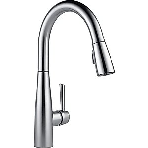 Delta Faucet Essa Brushed Nickel Kitchen Faucet with Pull Down Sprayer, Sink Faucet, Faucet for Kitchen Sink with Magnetic Docking Spray Head, Arctic Stainless 9113-AR-DST