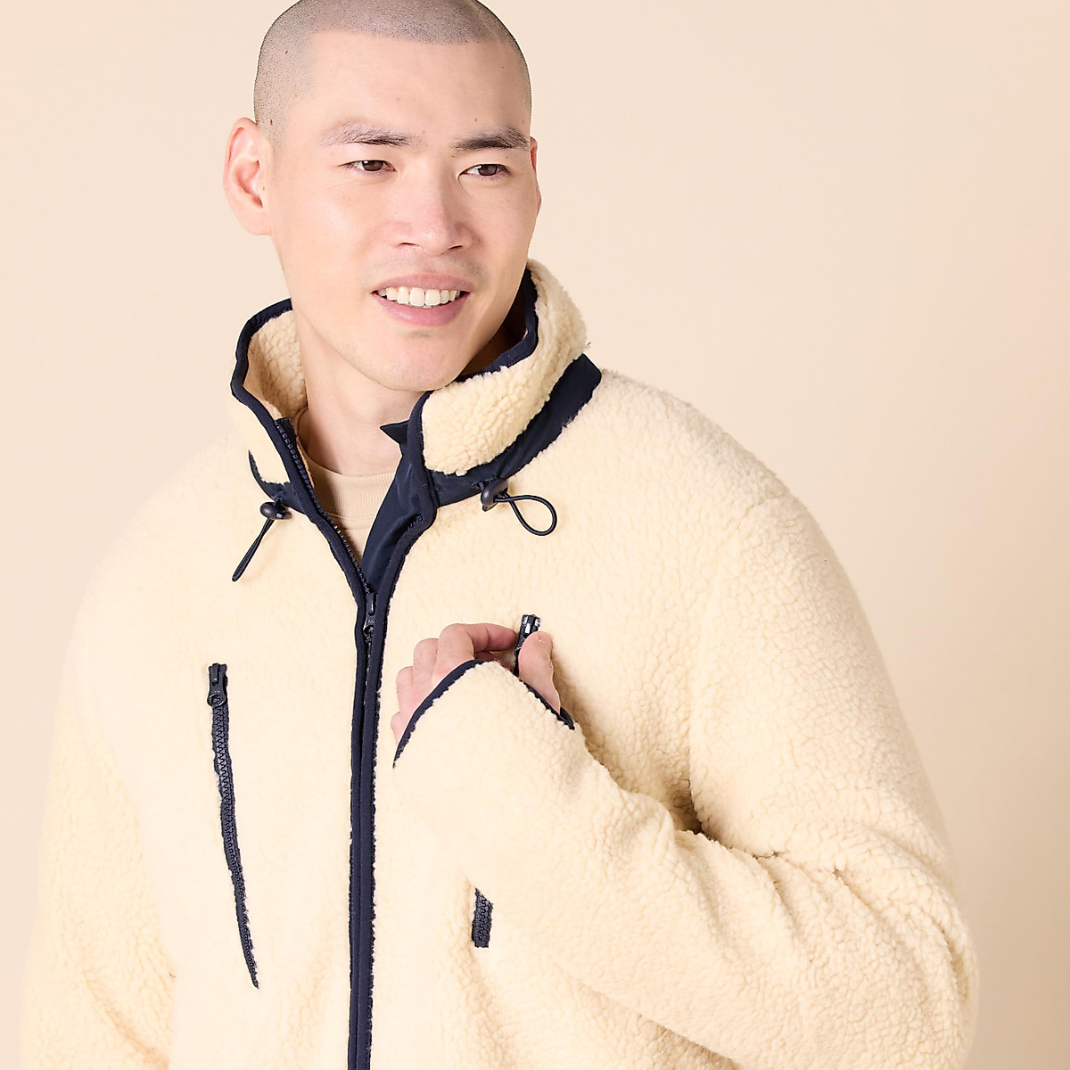 Amazon Essentials Men's Teddy Fleece Full-Zip Mock Neck Jacket with Chest Pockets, Beige, X-Large