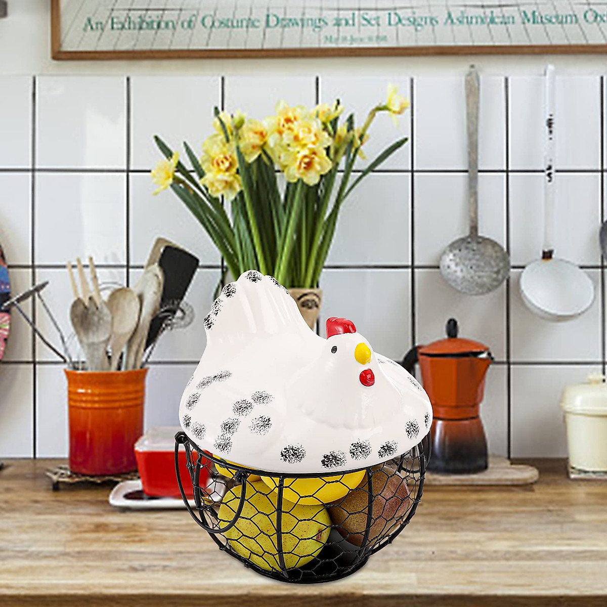 AVLA Chicken Egg Basket, Black Wire Egg Collection Baskets with Ceramic Lid for Gathering Fresh Eggs, Chicken Egg Holder, Decorative Farmhouse Style Cute Egg Storage Container for Kitchen, Countertop