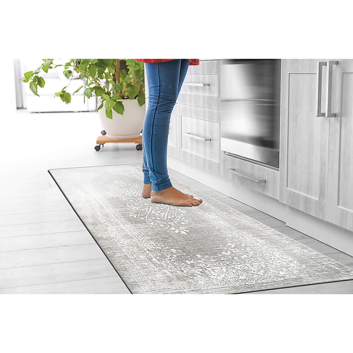 Rugshop Distressed Traditional Vintage Design Anti Fatigue Standing Mat 18" x 47" Gray