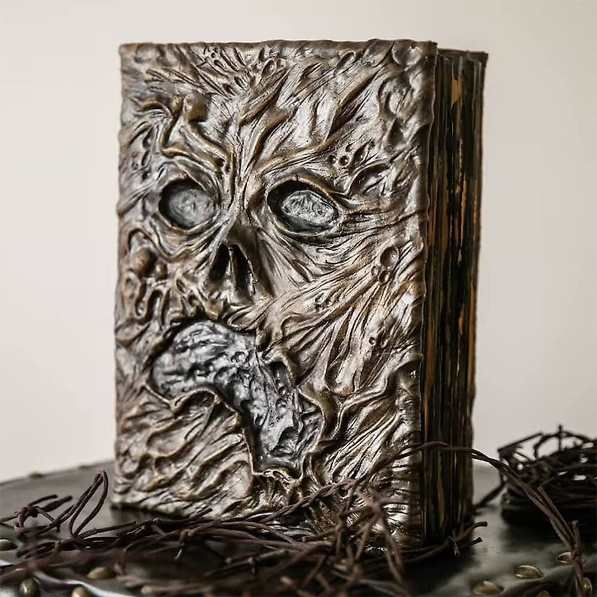 Necronomicon Evil Dead Necronomicon Book of The Dead Spellbook Leather Hardcover Necronomicon Journal Spells Decoration Lovecraft Horror Movie Prop Decor Notebook