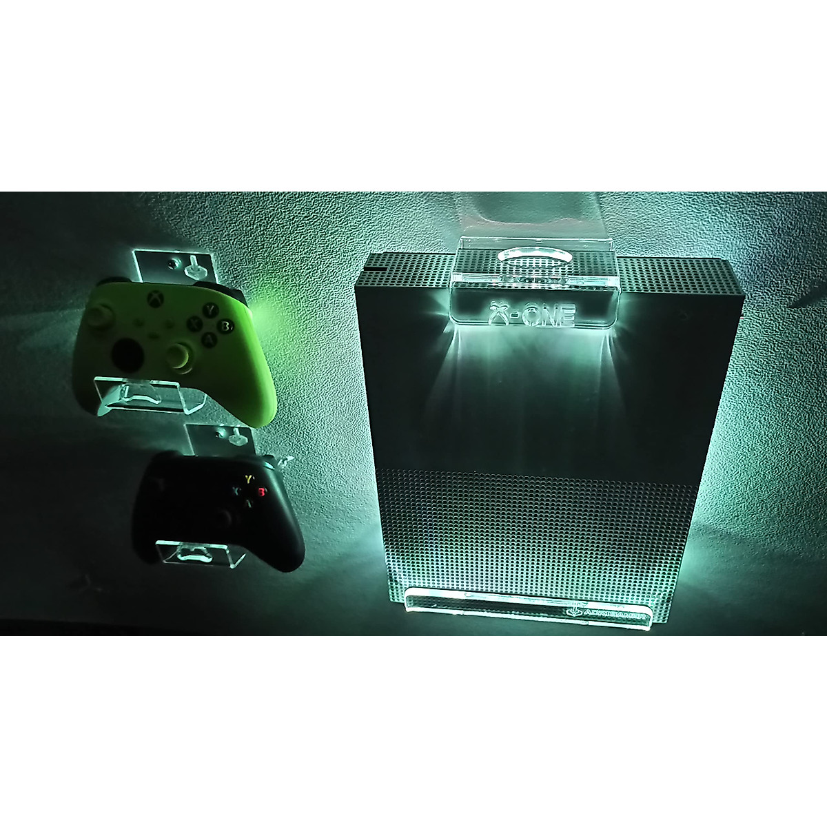 WALL MOUNT FOR XBOX ONE WITH MULTICOLOR LED LIGHTING KIT + 2 CONTROL MOUNT (one S or X)