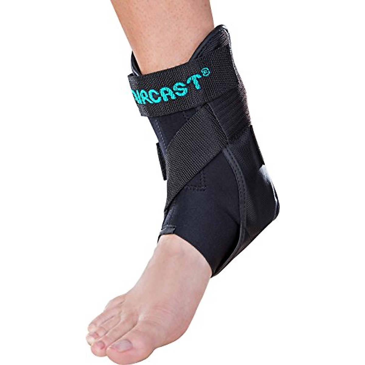 Aircast AirSport Ankle Support Brace, Right Foot, Medium